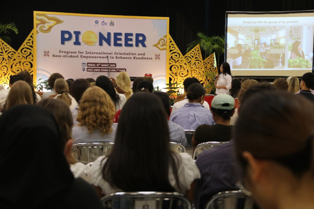 UGM Library and Archives Welcomes Hundreds of International Students through the PIONEER Program ...